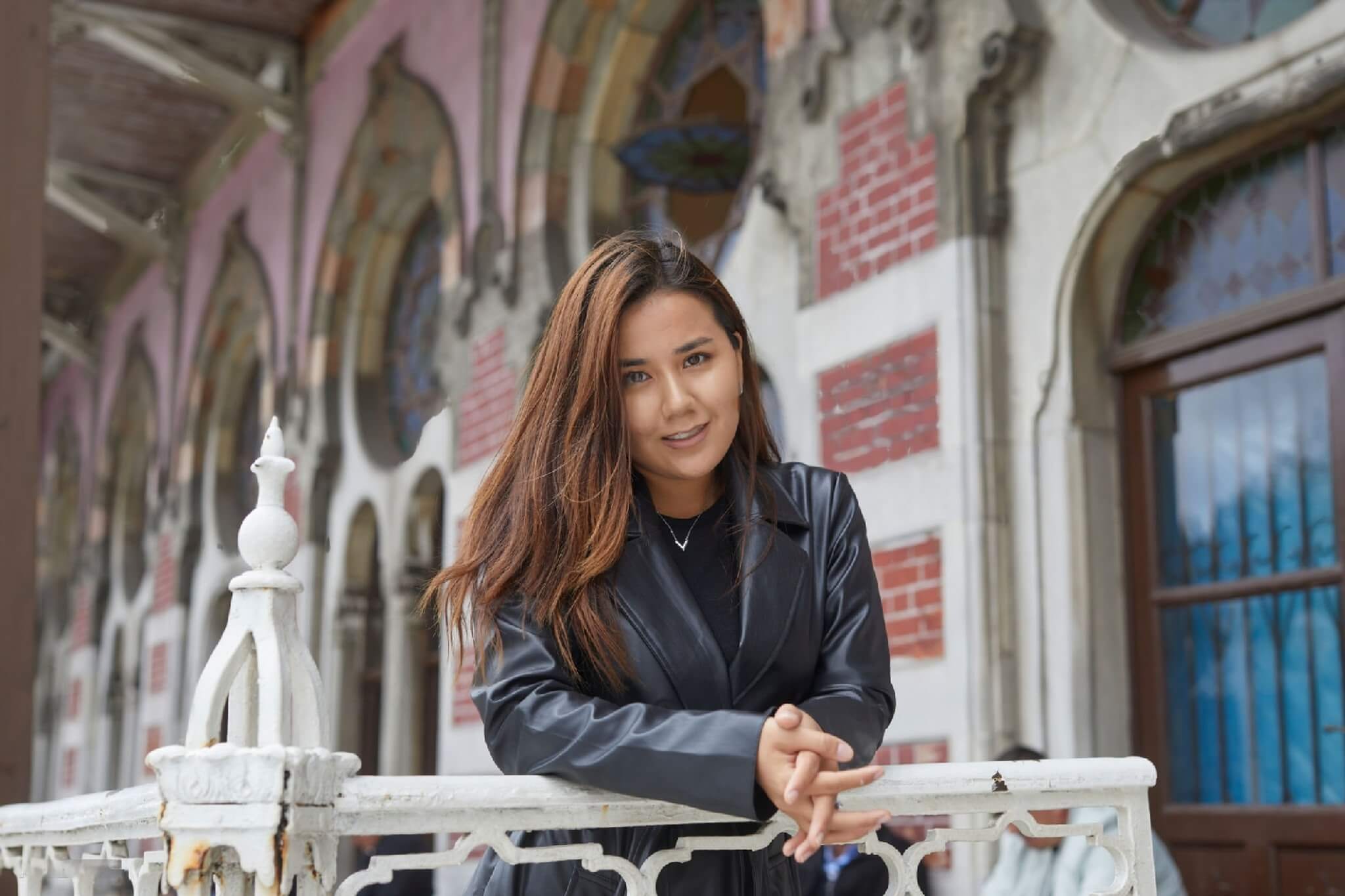 Kazakh Women features – appearance and personality