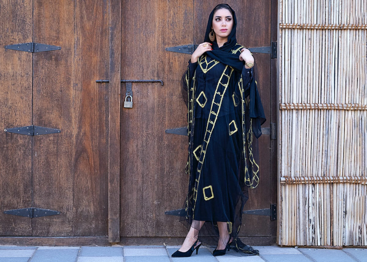 Saudi Arabian Women features – appearance and personality